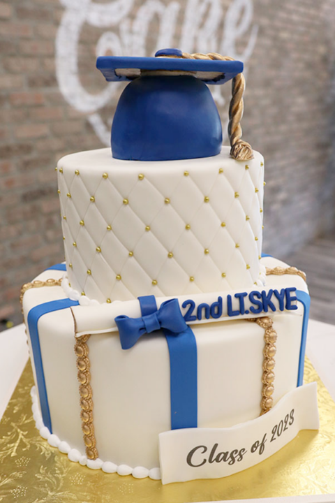 2 Tier Fondant Iced Graduation Cake With Cap And Diploma