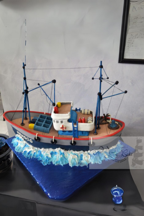 C095-Cargo Ship Cake