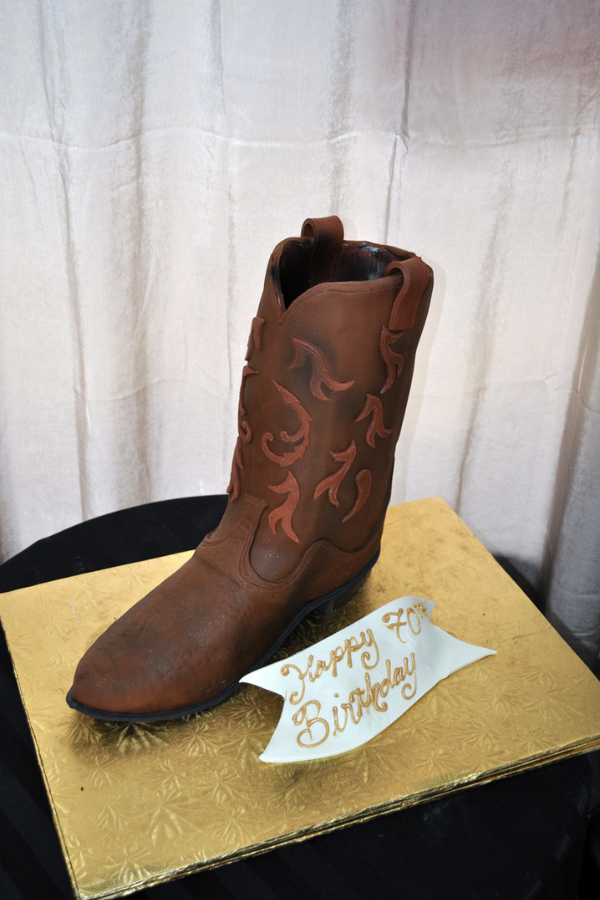 C155 – Cowboy Boot Custom Cake