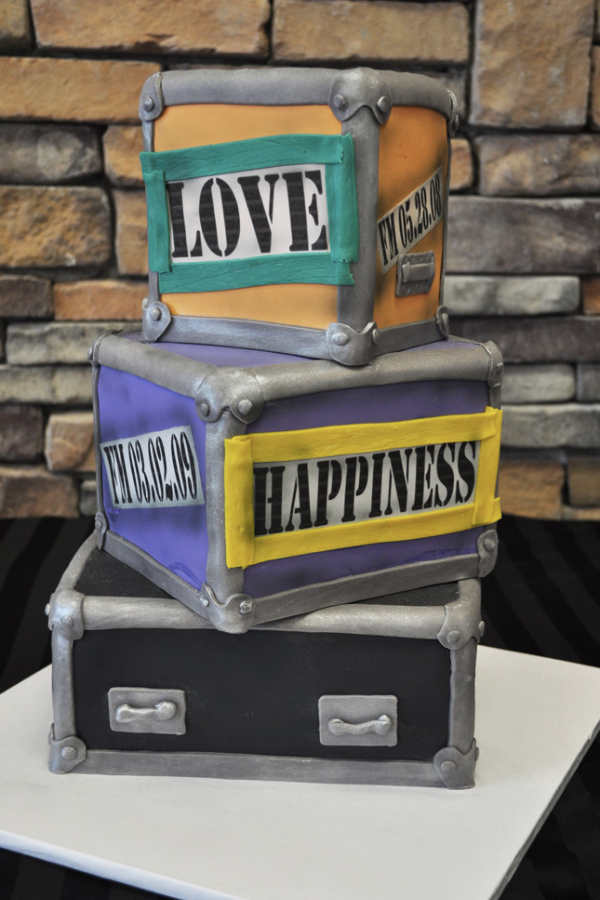 C174 – Love And Happiness Custom Cake With Dates And Boxes