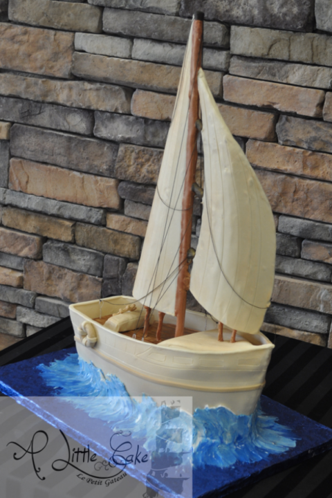 C261 – Realistic Sailboat Custom Cake With Waves