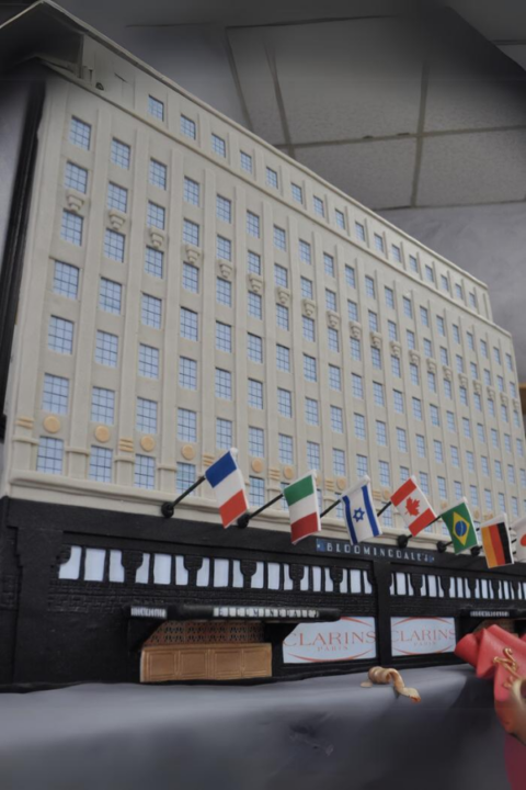 C262 – Building Custom Cake With Flags